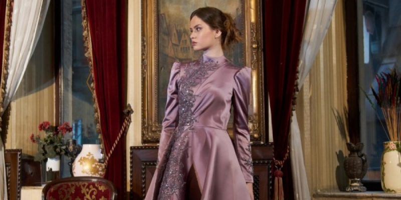 Lila Rengi İle Uyumlu Renkler ve Kombinleri